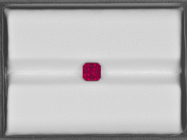 Bixbite, 0.69ct